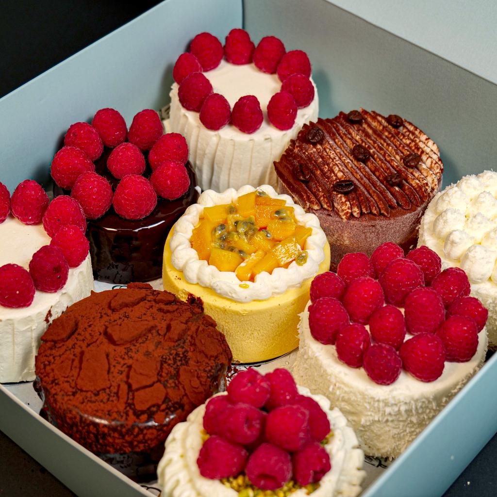 Mono Cakes – Mr. Chef Bakery